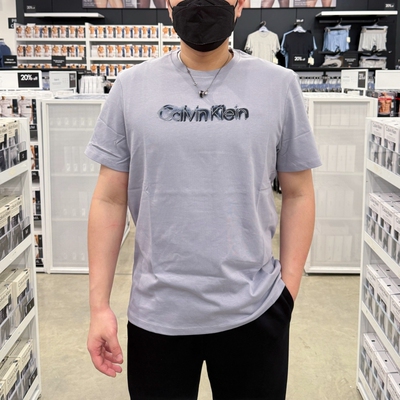 CK男士潮流刺绣晕染幻影字母T恤