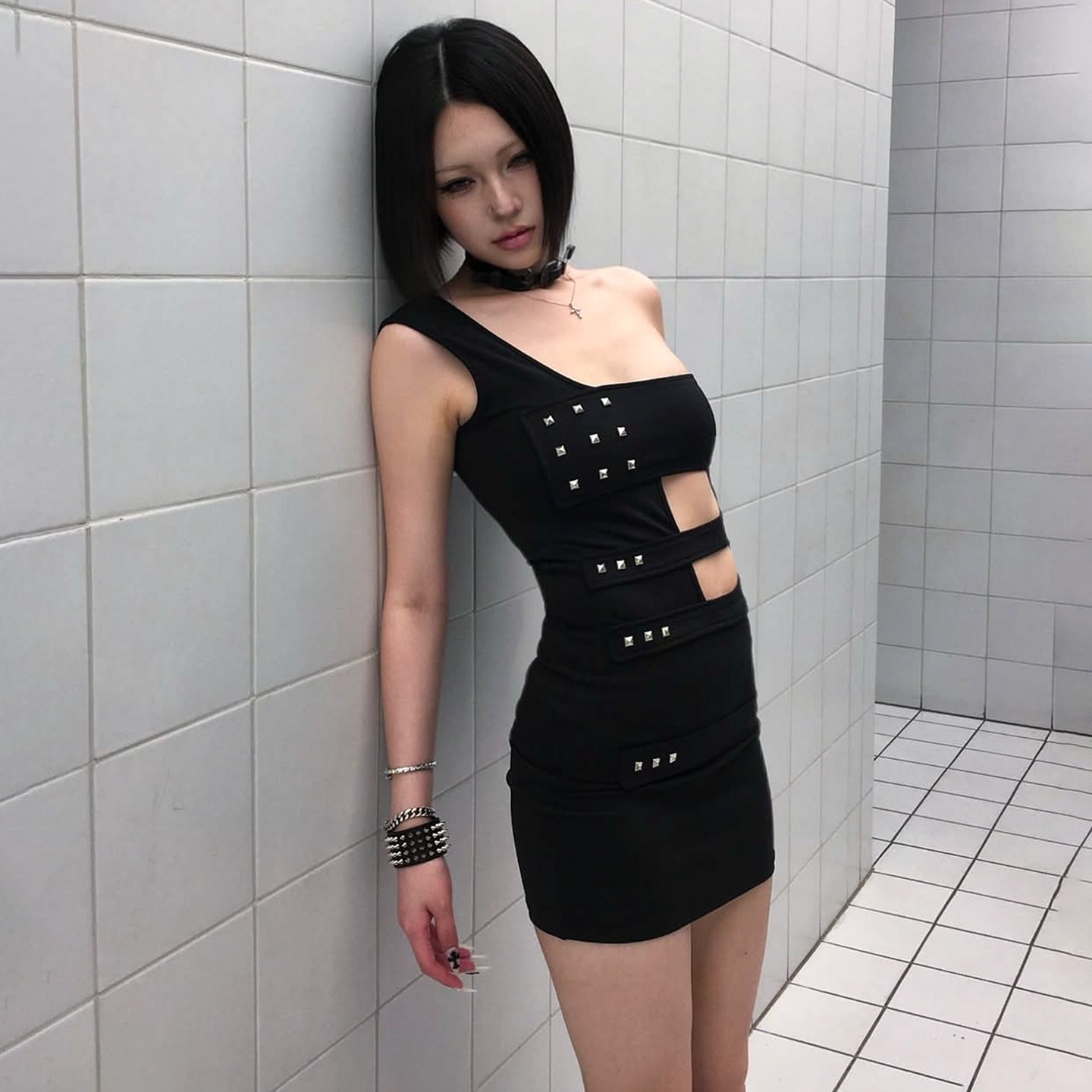 KLIOU 暗黑亚文化时尚个性单肩连衣裙女心机镂空露腰显瘦包臀短裙