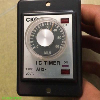 2个CKC时间继电器:一,AH3-3,10S,DC24v,1