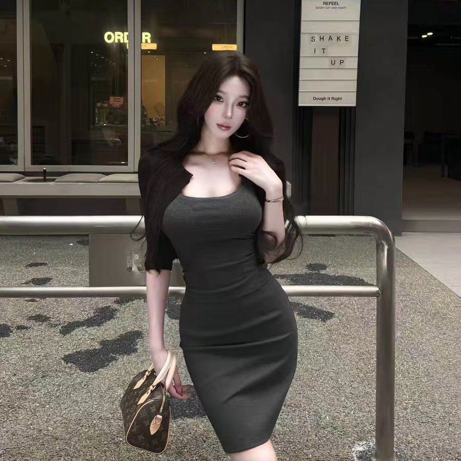 AWMUMU纯欲风性感辣妹莱赛尔短款针织开衫套装女带胸垫吊带背心女