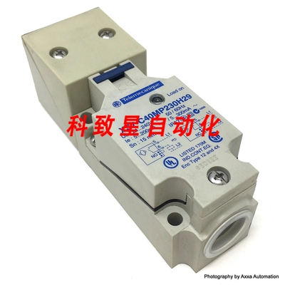 工业配件接近传感器XS7-C40MP230H29 052775 XS7C40MP230H29