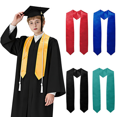 Junior high school graduation season shoulder strap