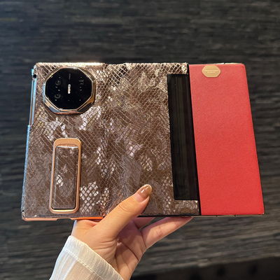 适用于华为Mate XT三折叠屏壳matext鎏金边保护皮套XT智能视窗翻盖mtXT金蟒纹270°腕带旋转支架外壳