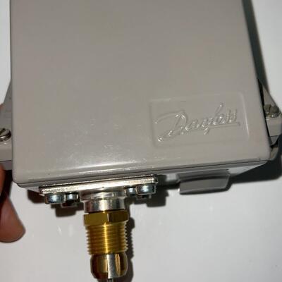 议价KPS 79 060L31 压力传感器 Danfoss丹佛斯工业传感元件维修