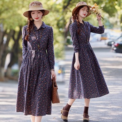 小碎花连衣裙女春秋2025新款气质中长款独特漂亮全棉连身裙子女装
