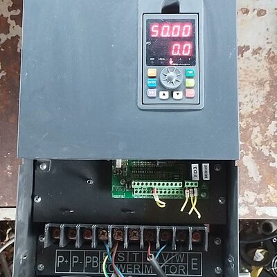 源信YX3000变频器拆机30KW 三相380V 功能正常