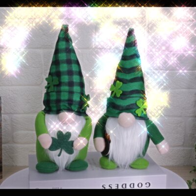 2PC Saint Patick's Day Faceless Dwaf Onaments Goblin Rudolph