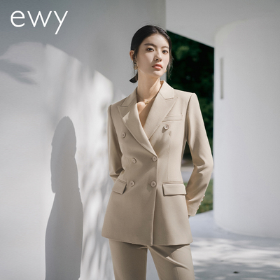 时尚双排扣西装外套面试上班