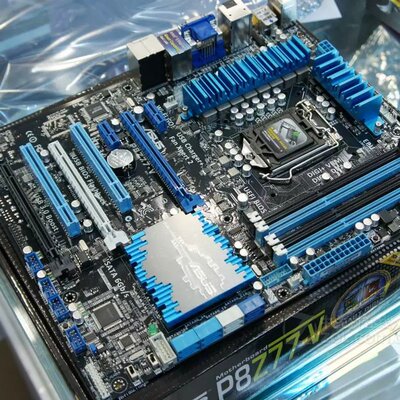 没上过机 / P8Z77-V Z77 1155 主板 上e3 1230v2议价