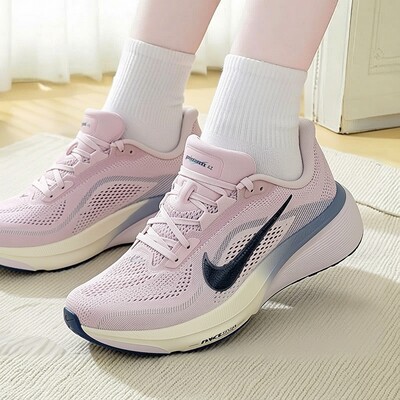 Nike耐克女飞马气垫回弹跑步鞋