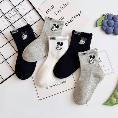 爱嘀嗒儿童袜子秋冬季精梳棉卡通可爱黑白灰纯色学生运动中高筒袜