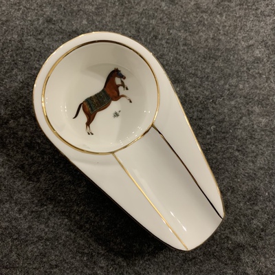 小巧烟灰缸国产多重样式