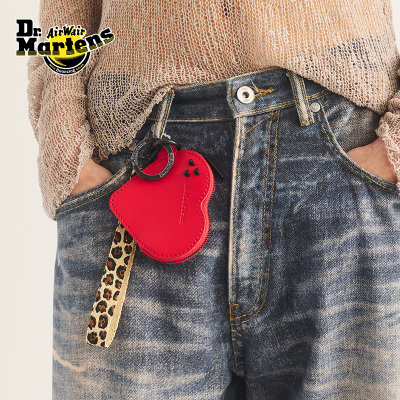 Dr.Martens马丁博士Heart Purse 2026秋新品时尚包挂卡包零钱包