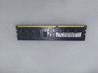 1GB 1R*8 PC3 10600U HY HMT112U6DFR8C-H9 DDR3 3代台式机内存