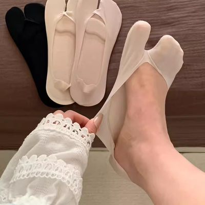 夏季薄款冰丝浅口分趾船袜女隐形