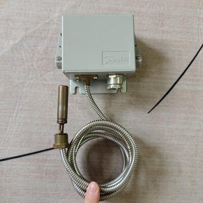 KPS81 060L3106 Danfoss温度控制器温控开关议价维修
