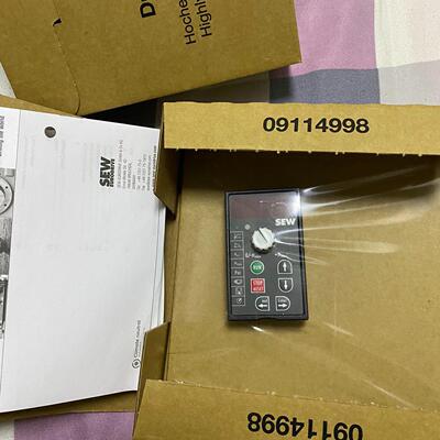 18206352 FBG11B SEW赛威变频器操作面板 德国制造议价维修