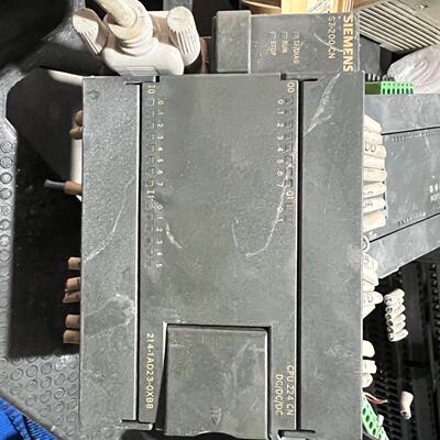 6ES7 214-1AD23-0XB8 PLC控制器 CPU224 CN S7-200CN议价维修