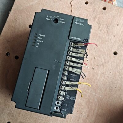 A2CCPU PLC主机 工控可编程控制模块 功能完好议价维修