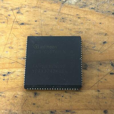 SAB-C517A-LN SAB80C517A-N18-T3