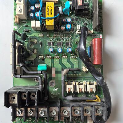 YPHT31613-1B  安川变频器电源驱动板 实物图 当
