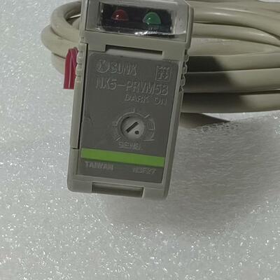 SUNX神视NX5—PRVM5B光电传感器 好像没使用如图实