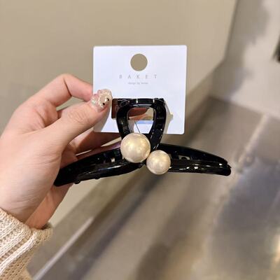 12.6韩国东大门baket发饰温柔珠光珍珠气质抓夹鲨鱼夹