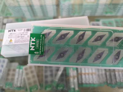 正品VCGT110301MFNAM3 QM3日本NTK精车不锈钢数控刀片R0.1角