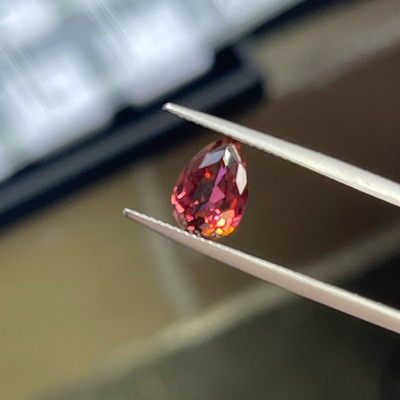 黄金边红碧玺3.07克拉