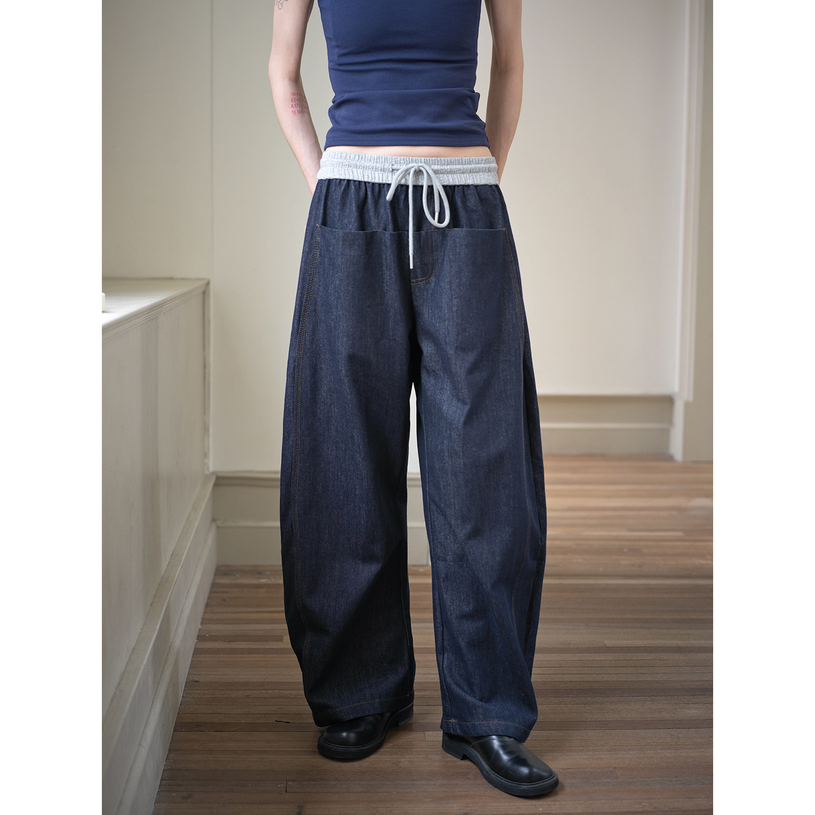 可乐生活CARPEM春夏针织面料拼接简约时装弯刀直筒休闲牛仔裤男女_虎窝淘