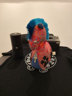 克罗星原创摆件十字哥特风纹路尽显质感既是潮酷装饰也藏守护寓意