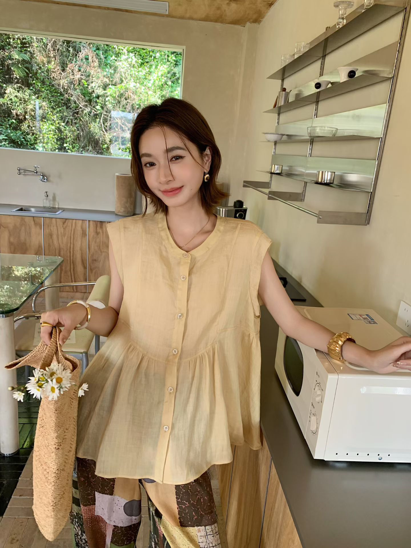 YUNBASA8257新款100贮麻气质圆领拼接宽松无袖衬衫女宽松显瘦上衣