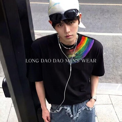 加大码300斤男士夏季上衣100%纯棉彩虹涂鸦印花潮流男T恤加肥加大