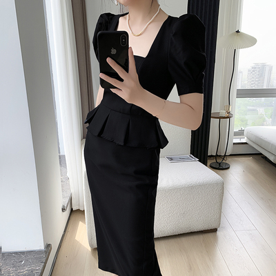 2026夏季收腰显瘦黑色连衣裙女方领气质赫本风假两件通勤长裙9616