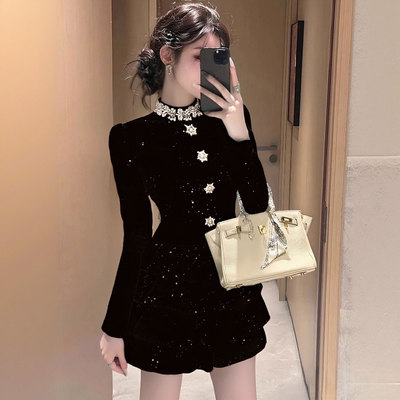 2026春季新款时尚赫本风小黑裙设计感名媛气质收腰连衣裙JT0238A