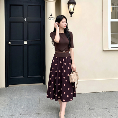 两件套送腰带2026夏季新款女复古高级感绝美波点半身裙套装D9685