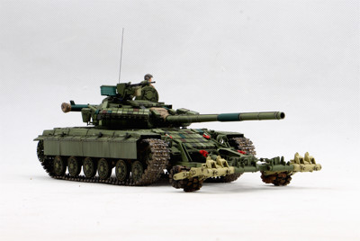 1/35号手01580T-64AV+扫雷滚
