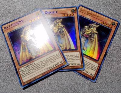 游戏王 美英一刷 DLCS-EN026 彩字UR 太阳神的使徒  E5B