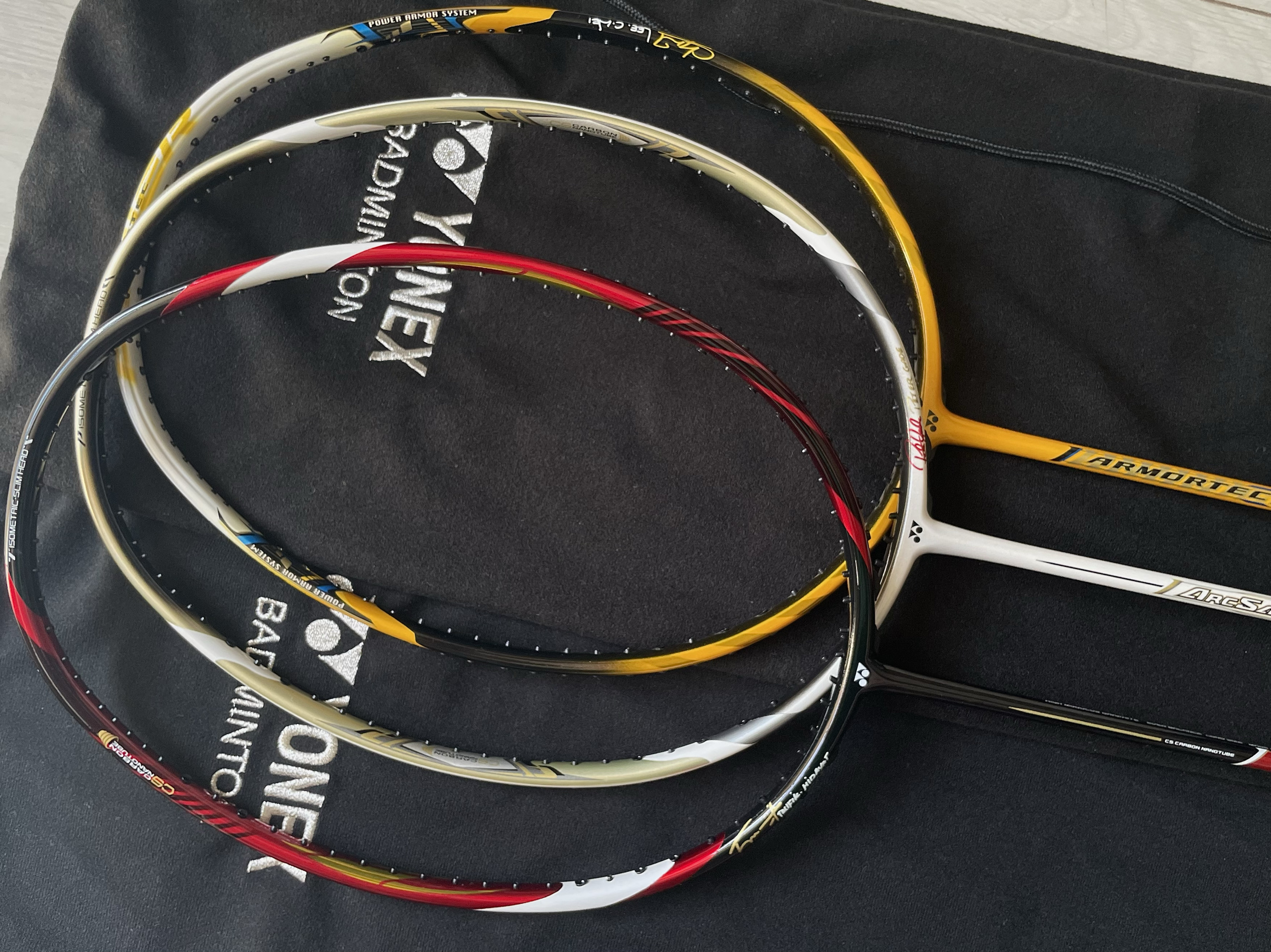 哪儿买 ARMORTEC 900 TECHNIQUE AT900 AT900T 羽毛球拍 尤尼克斯YONEX AT系列 中羽在线 badmintoncn.com 哪里买 去哪买