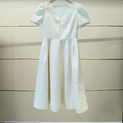 漳正品2025秋季本白V领连衣裙CSA3086150-250-3990