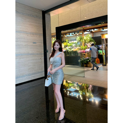 *冷山黛*真丝手工抓褶自带软鱼骨连衣裙