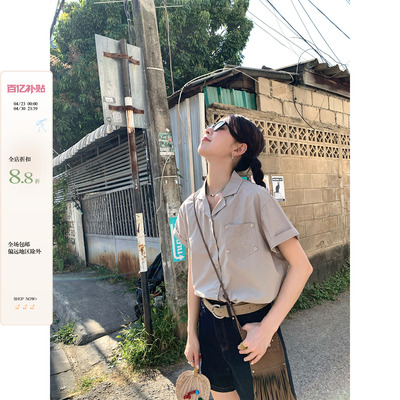 CCKOK绣花朵纯色西装领短袖衬衫