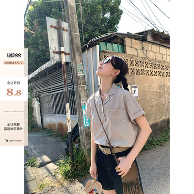 CCKOK绣花朵纯色西装领短袖衬衫