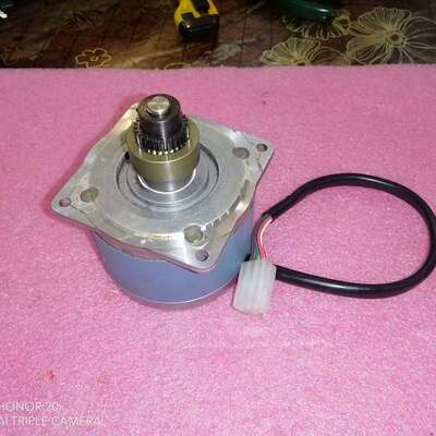 SLO-SYN步进电机。M091-FD-450，