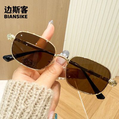 太阳镜9638新款高级感方框显脸小潮流墨镜 金属时尚PC片厂家直发