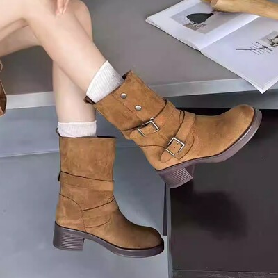 左右时尚磨砂皮秋单里青年短靴