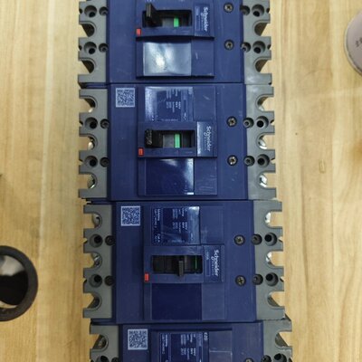 议价塑壳断路器EZD100EEZD100FEZD160F