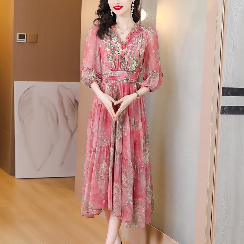 中老年碎花连衣裙2026春夏季新款女装印花奢华显瘦中长款裙子