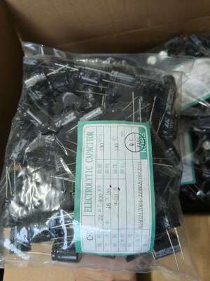 22uf400v电容  规格1620的  有8000pcs-议价