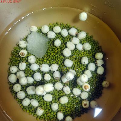 25特产黄泥莲子礼盒装